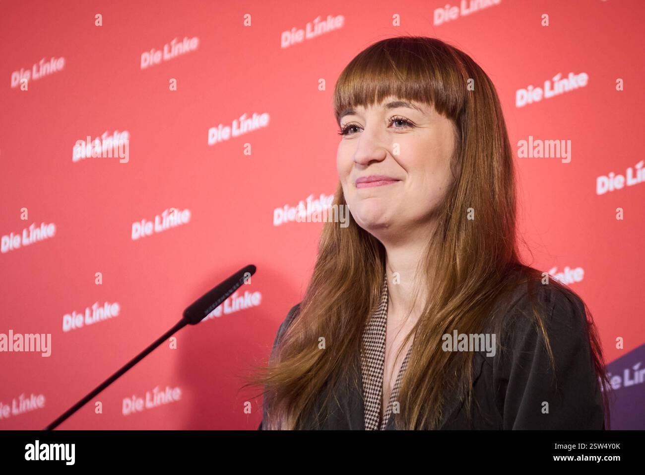 Berlin, Pressekonferenz Die Linke mit Ines Schwerdtner und Heidi ...
