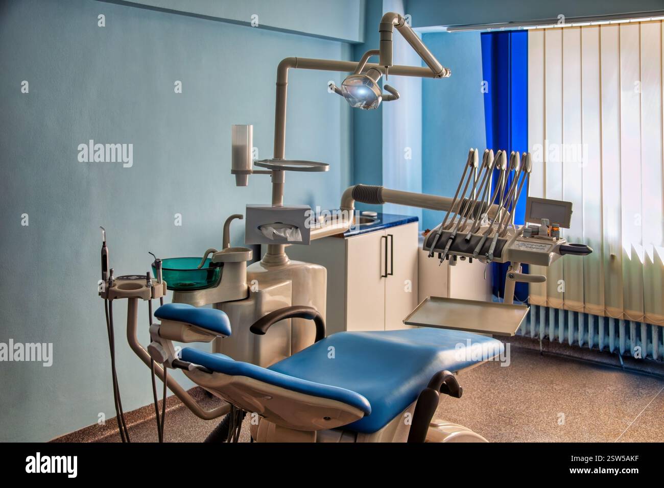 dentistry practice room clinic with dentist chair Stock Photo - Alamy