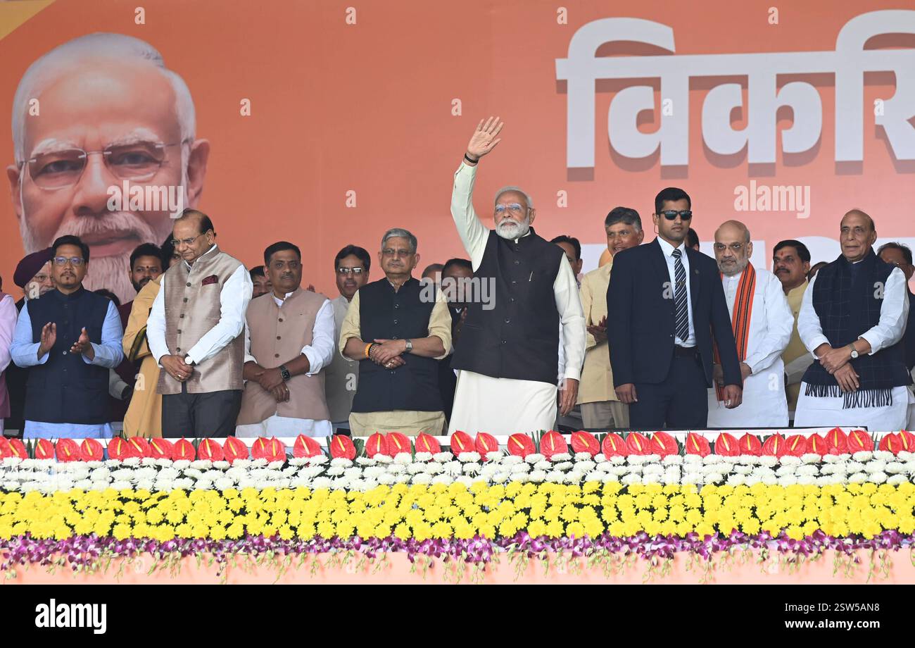 Elected BJP Government For Delhi Prime Minister Narendra Modi waves to ...