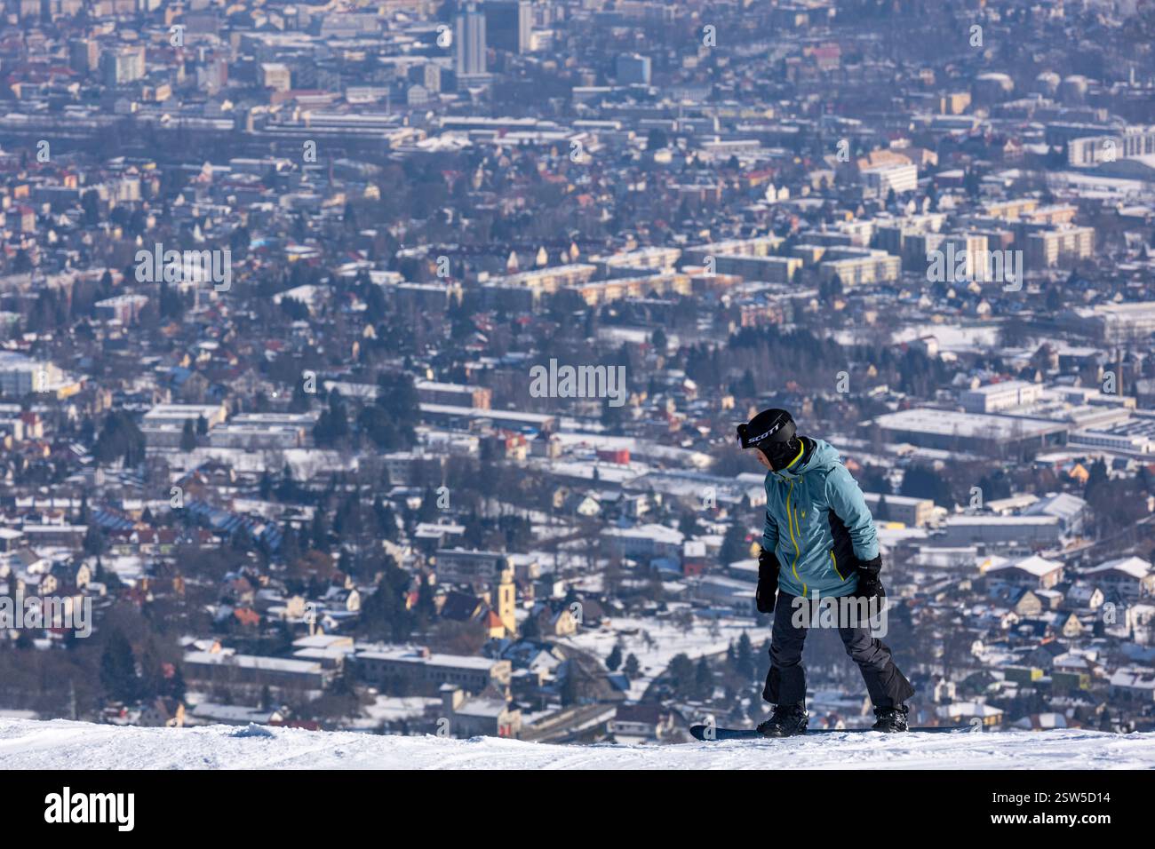 Liberec, Czech Republic. 20th Feb, 2025. People enjoy winter sports in ...