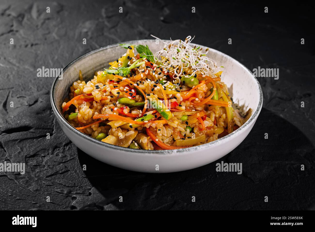 Fusion asian cuisine hi-res stock photography and images - Alamy