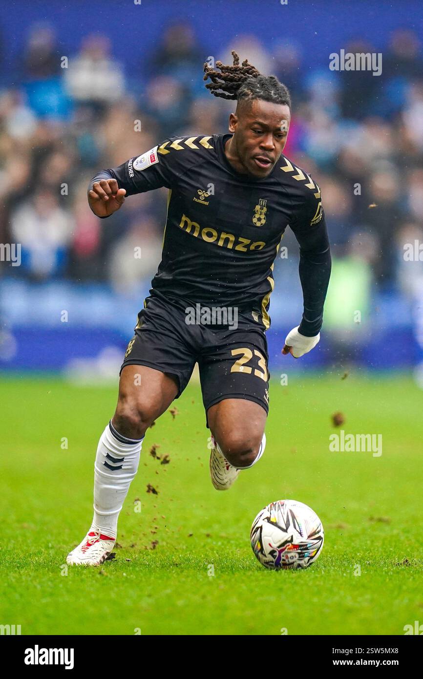 Sheffield, UK. 15th Feb, 2025. Coventry City forward Brandon Thomas ...