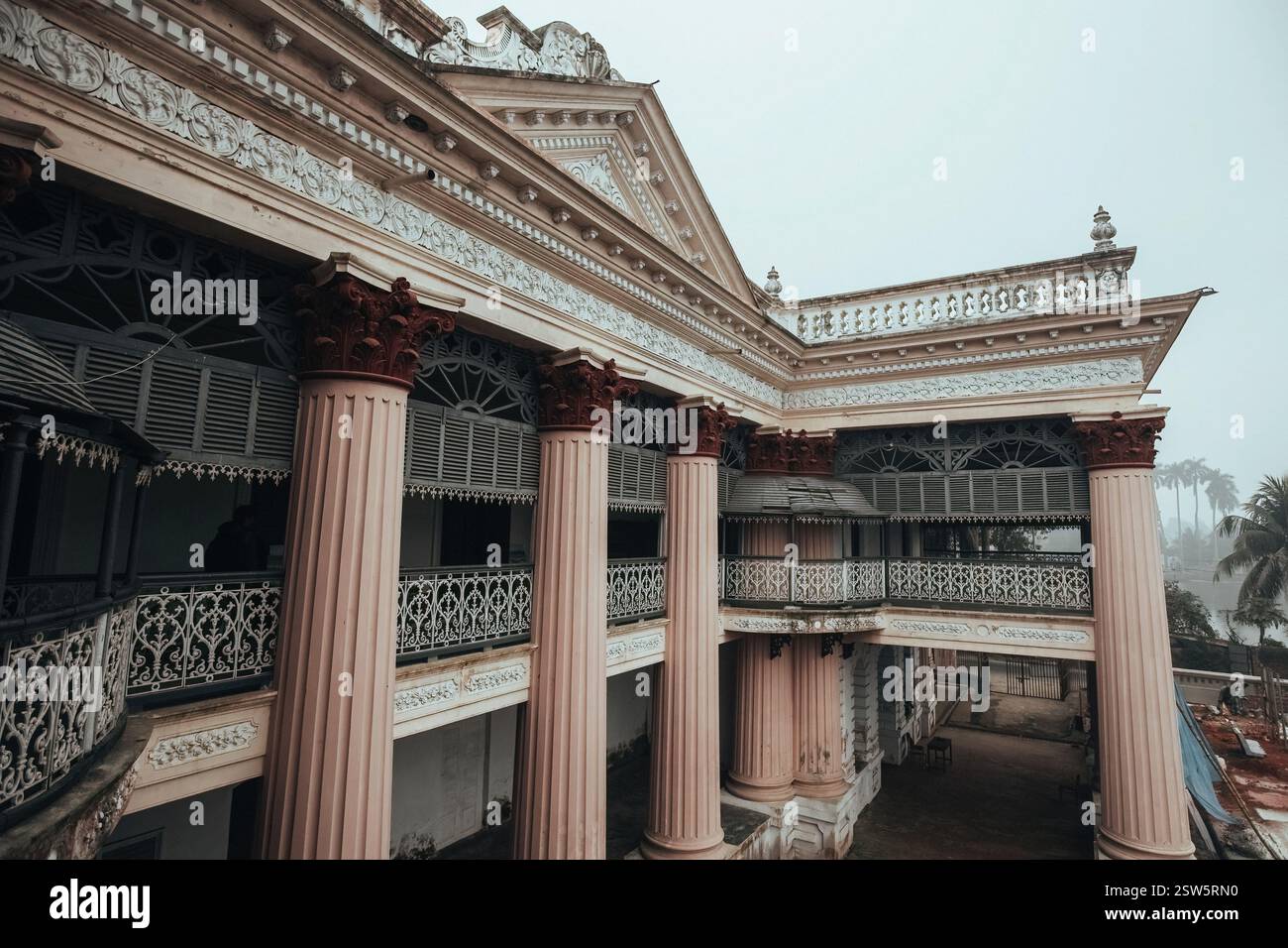 Details of Puthia Rajbari Palace in Puthia of Bangladesh Stock Photo ...