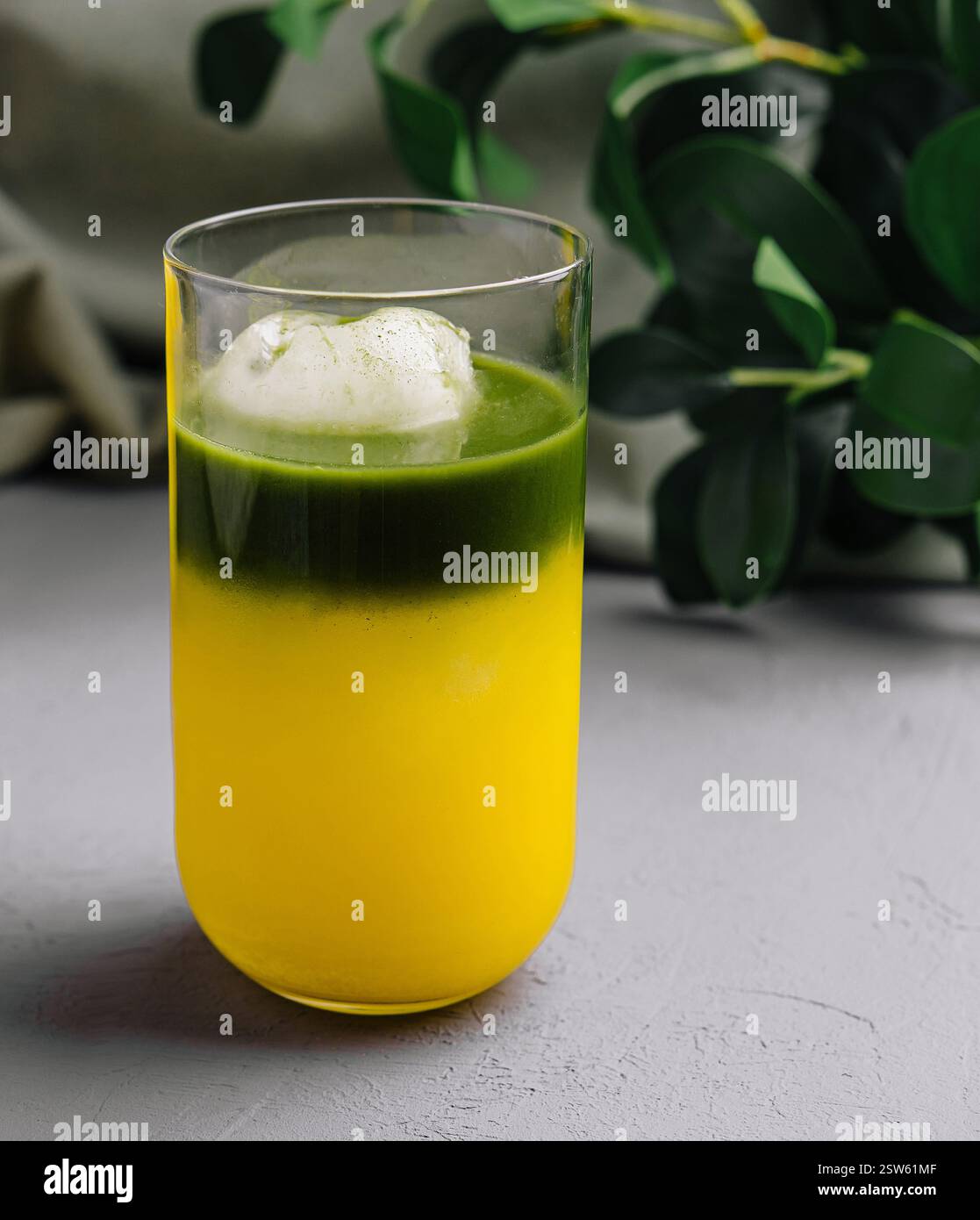 Food trendy refreshing iced hi-res stock photography and images - Alamy