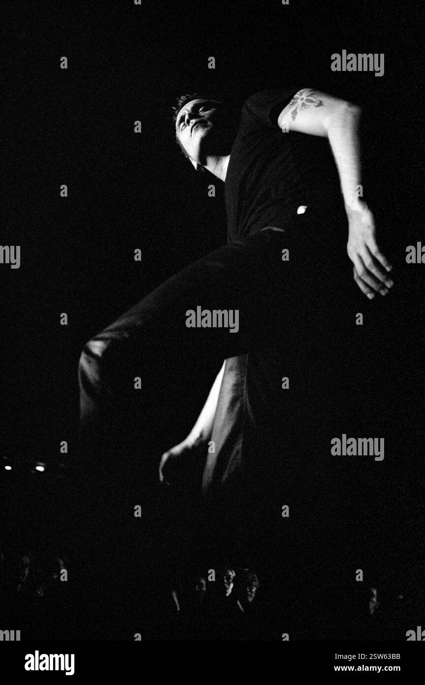 Milan Italy 19/10/2000 : Nek - Filippo Neviani,Italian singer, during ...