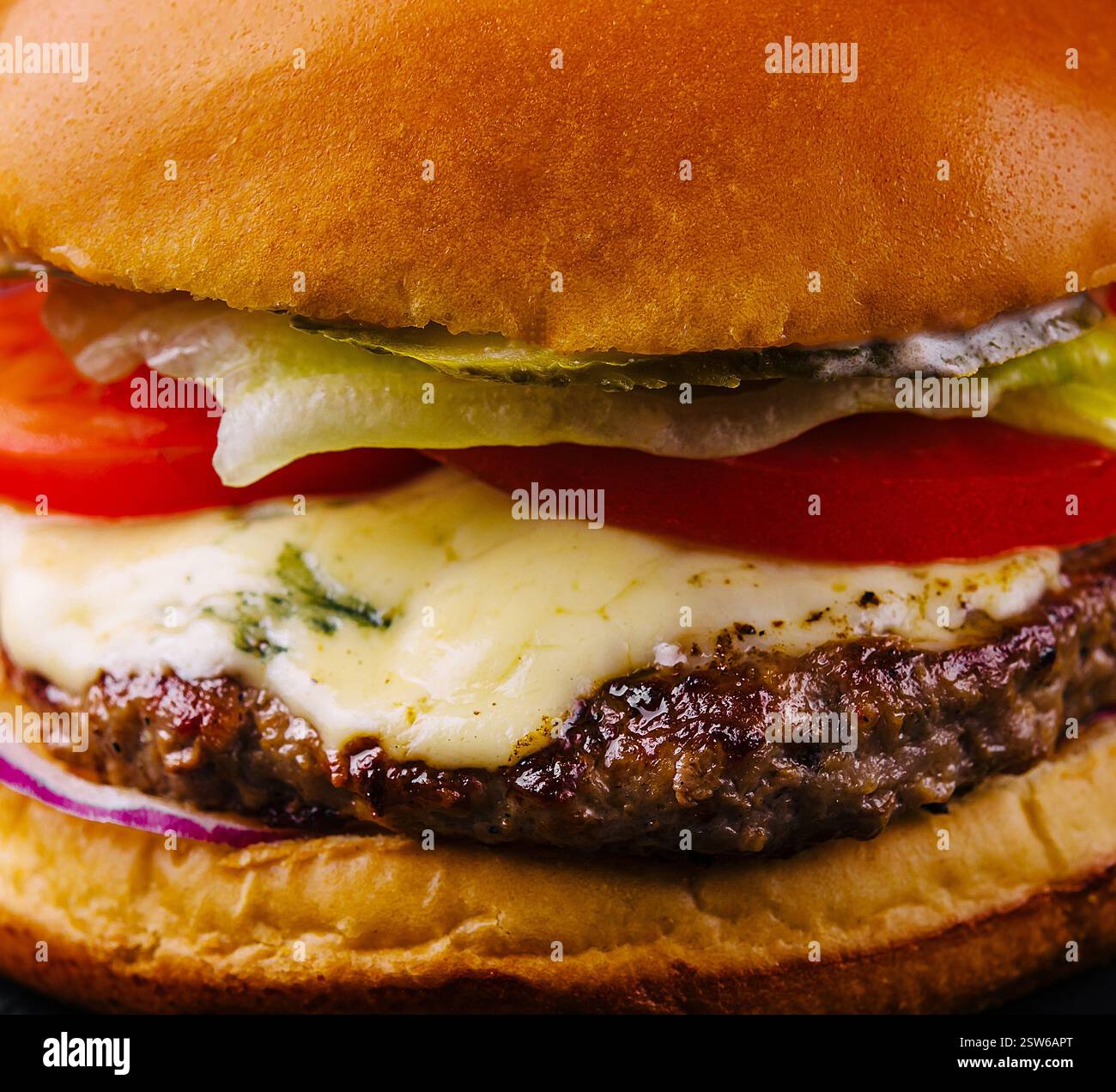 Delicious cheeseburger close up Stock Photo - Alamy