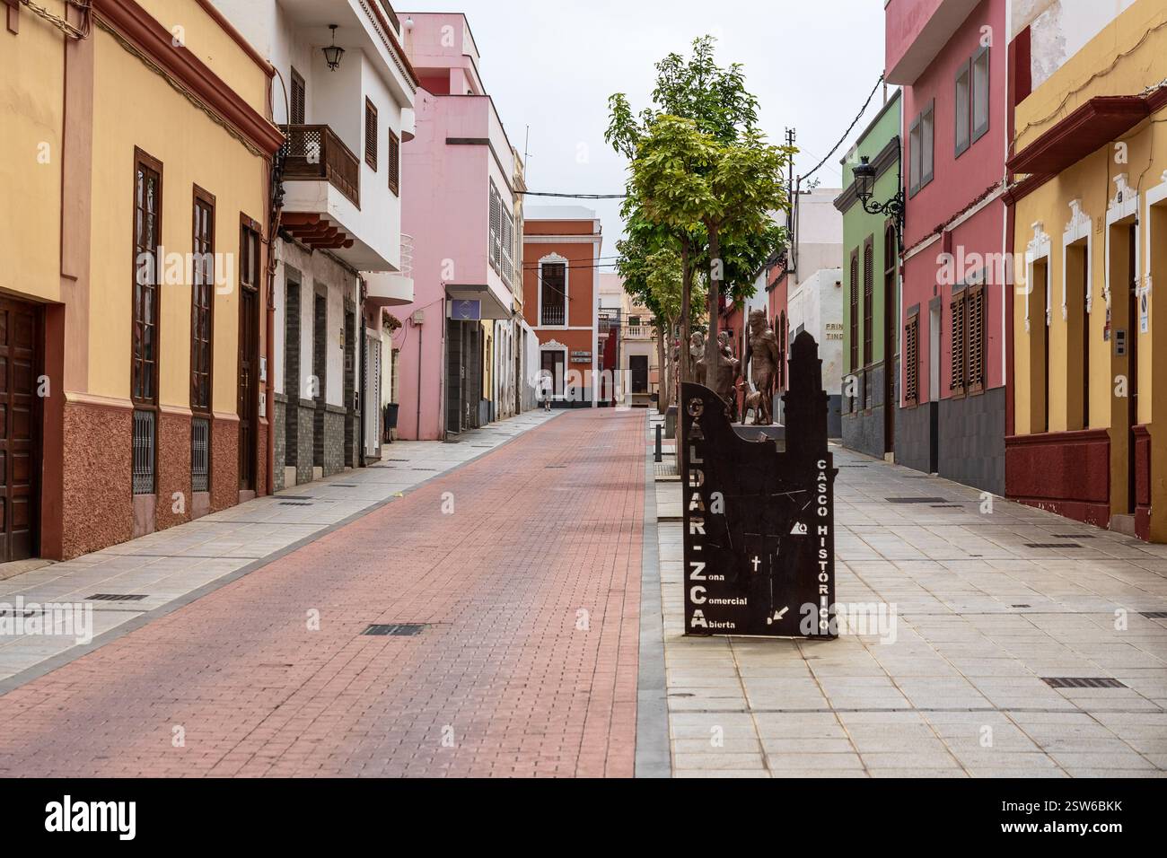 Street of old town. Galdar is the ancient capital of the island, from ...