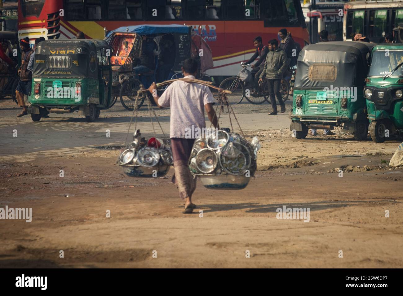 Bangladeshi livelihood hi-res stock photography and images - Alamy