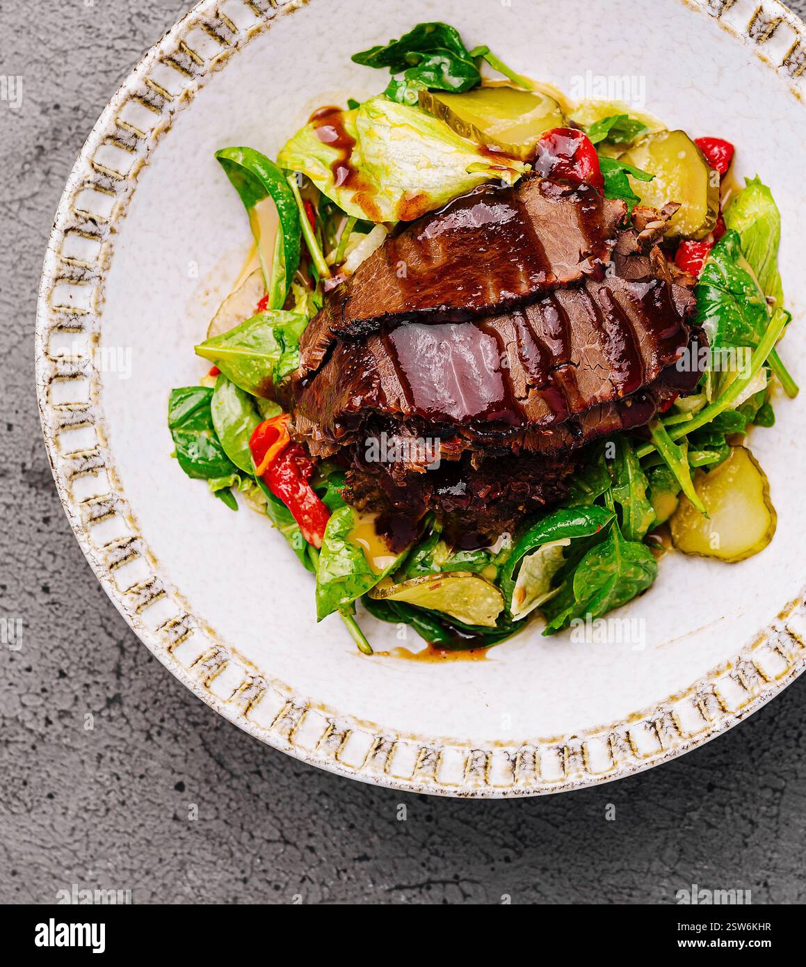 Decorative dinner plate on hi-res stock photography and images - Alamy
