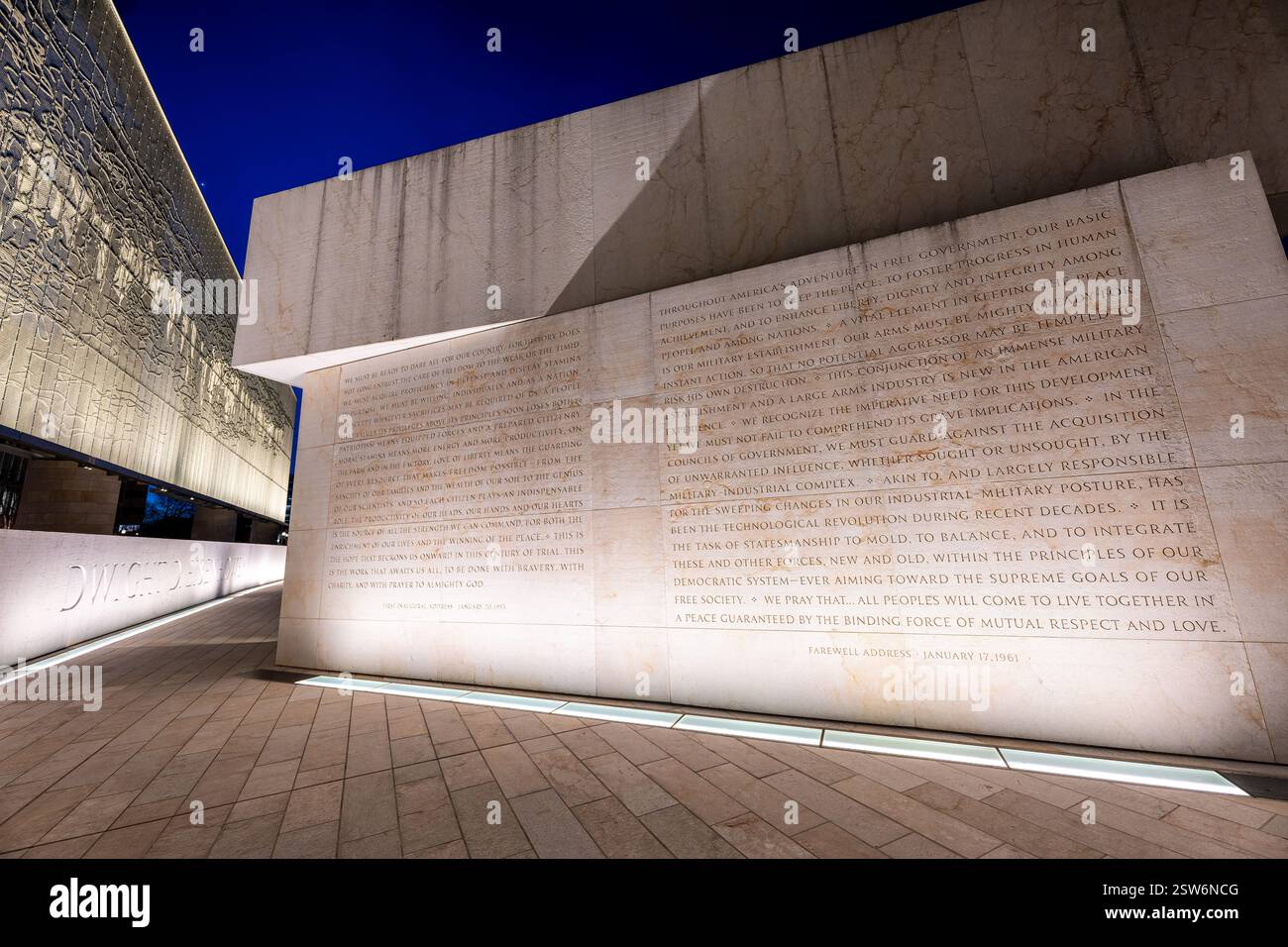Eisenhower peace speech hi-res stock photography and images - Alamy
