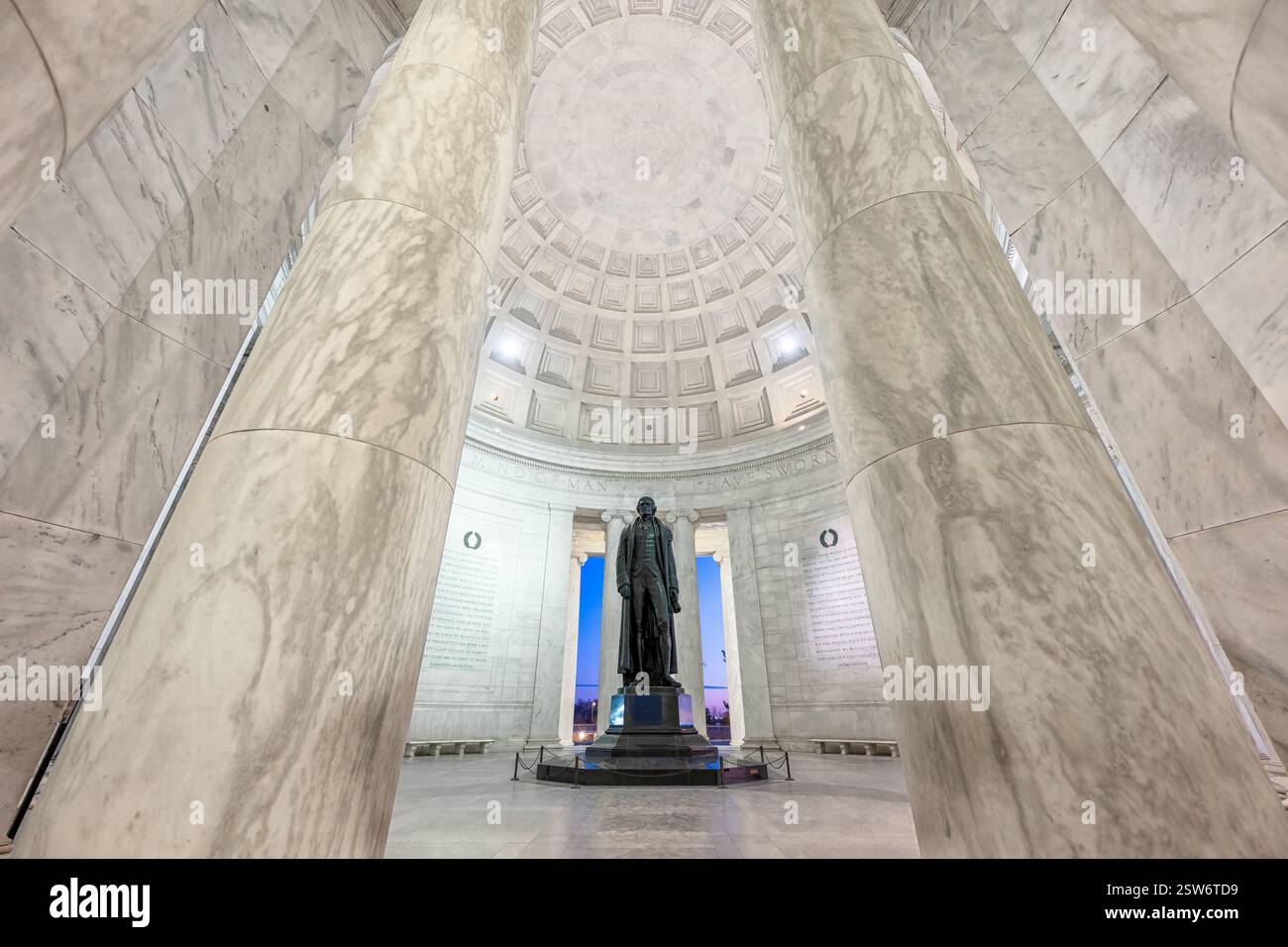 WASHINGTON DC — The interior of the Thomas Jefferson Memorial features ...