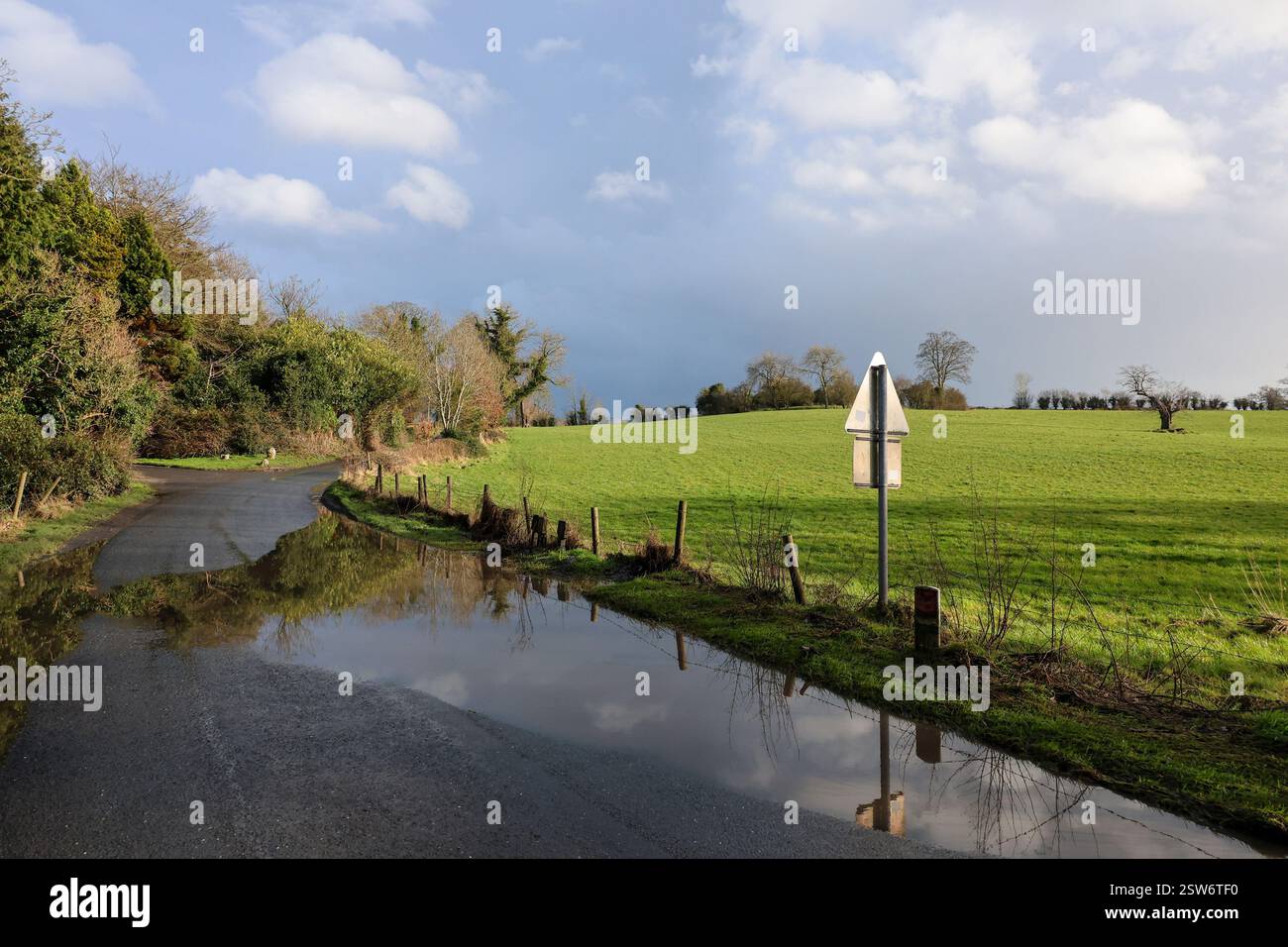 Magheralin, County Down, Northern Ireland, UK. 20 Feb 2025. UK weather ...