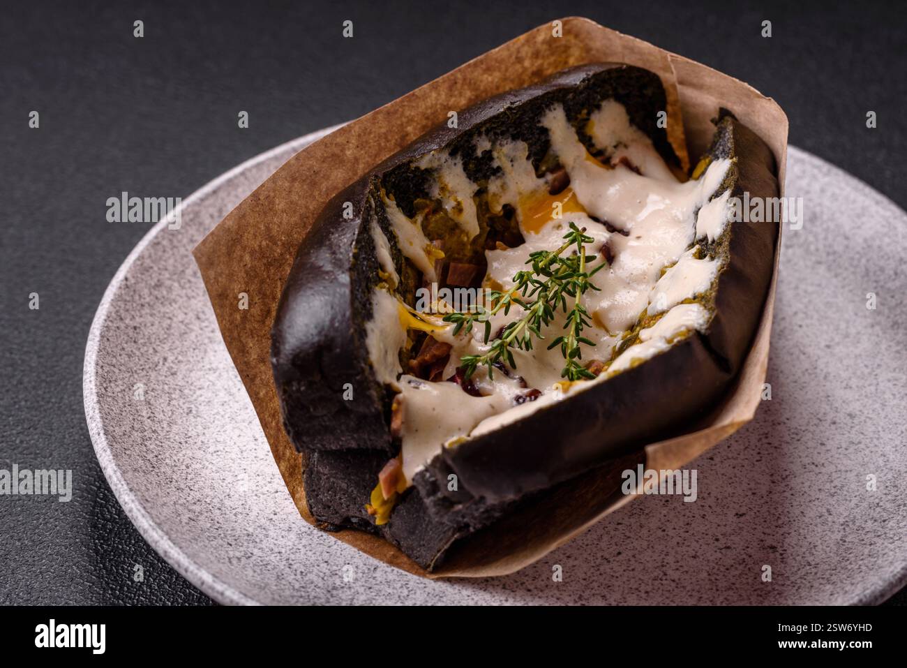 Sandwich with brioche bun, roast beef and vitello tonato sauce Stock ...