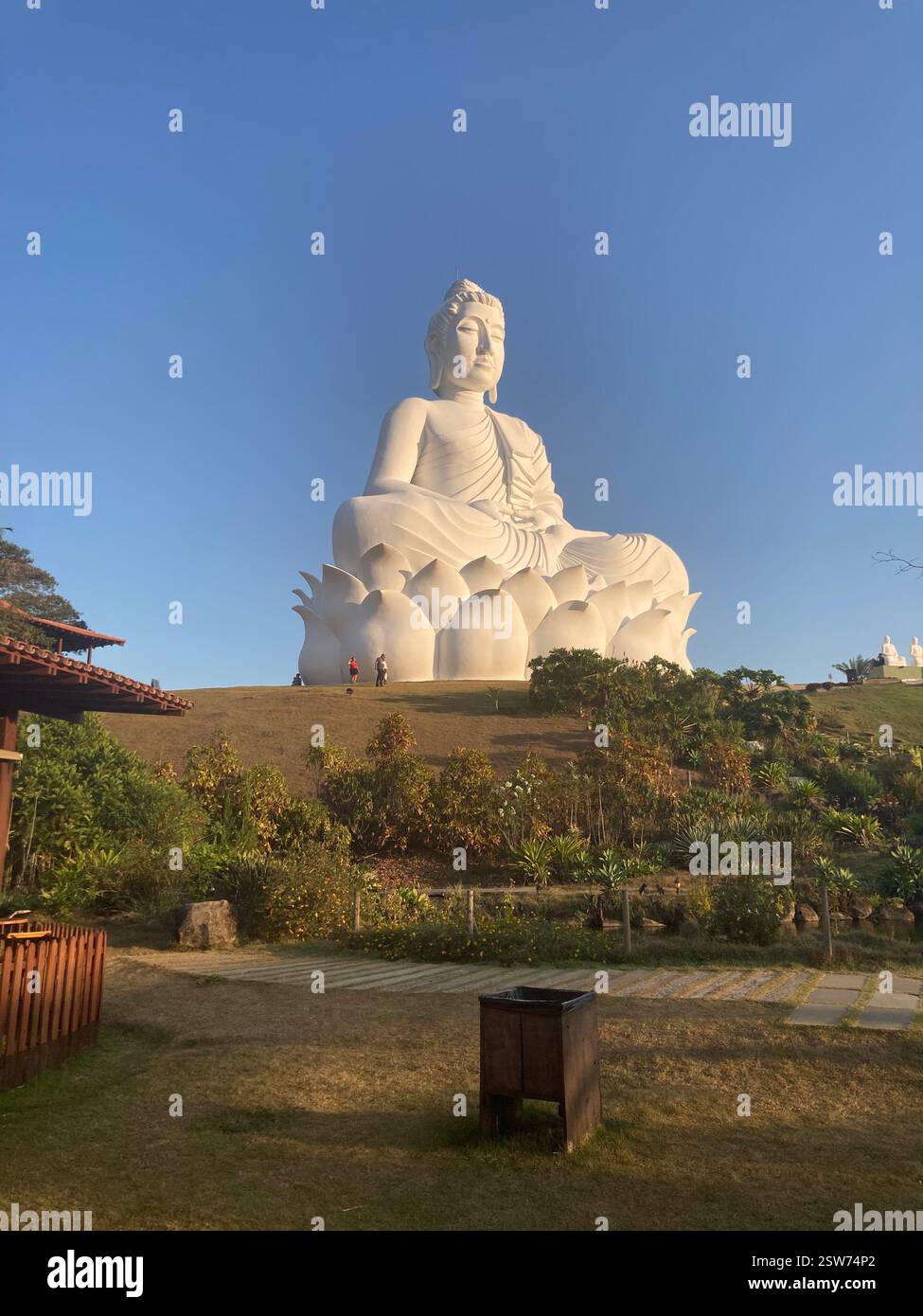 Giantstatue hi-res stock photography and images - Alamy