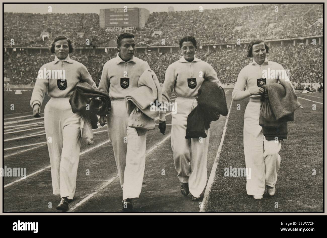 1936 Olympics Berlin Nazi Germany athletes Emmy Albus, Käthe Krauß ...