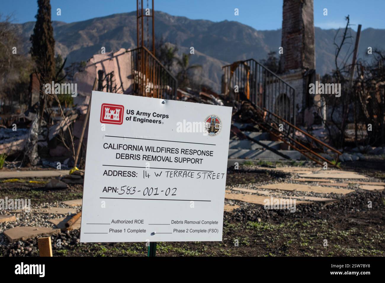 Fire disaster response hi-res stock photography and images - Alamy