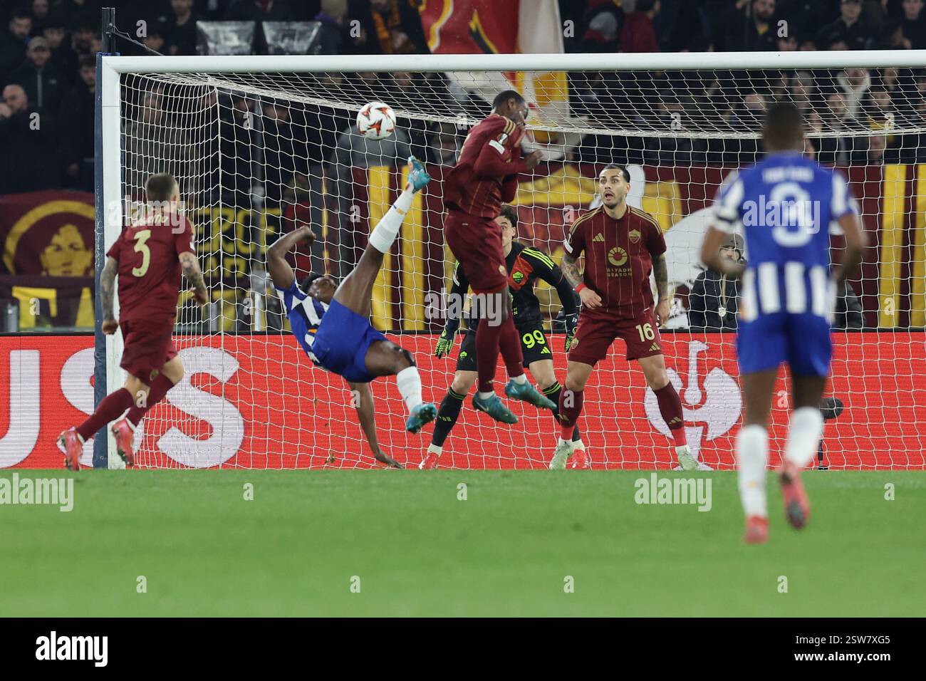 Rome, Italy. 20th Feb, 2025. Porto's Spanish forward Samu Omorodion ...