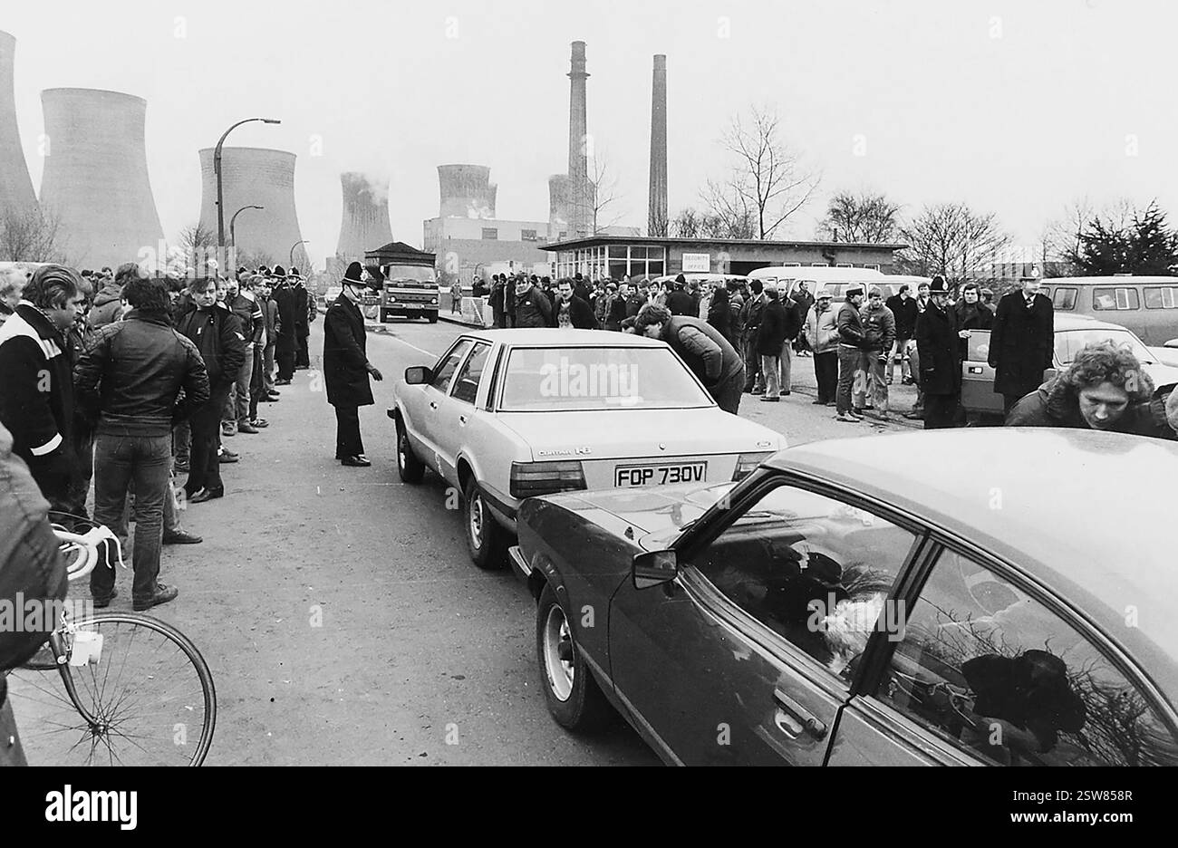 Miner strike Britain striking miners picket line at Lea Hall Colliery ...