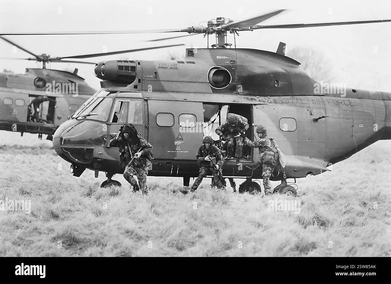 Operation Polar Dawn in Norfolk in March 1989 Territorial Army soldiers ...