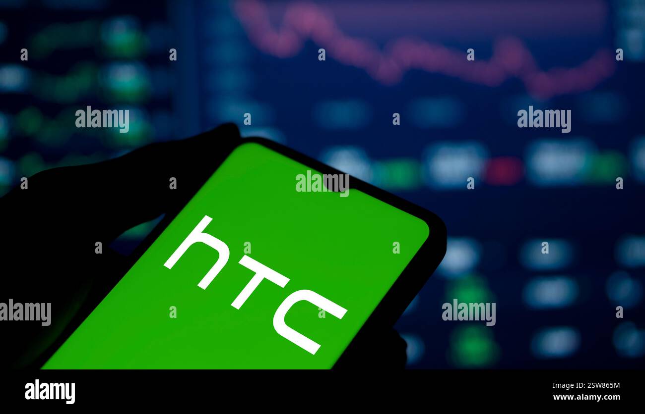 Dhaka, Bangladesh- 22 Oct 2024: Htc logo is displayed on smartphone Stock Photo - Alamy