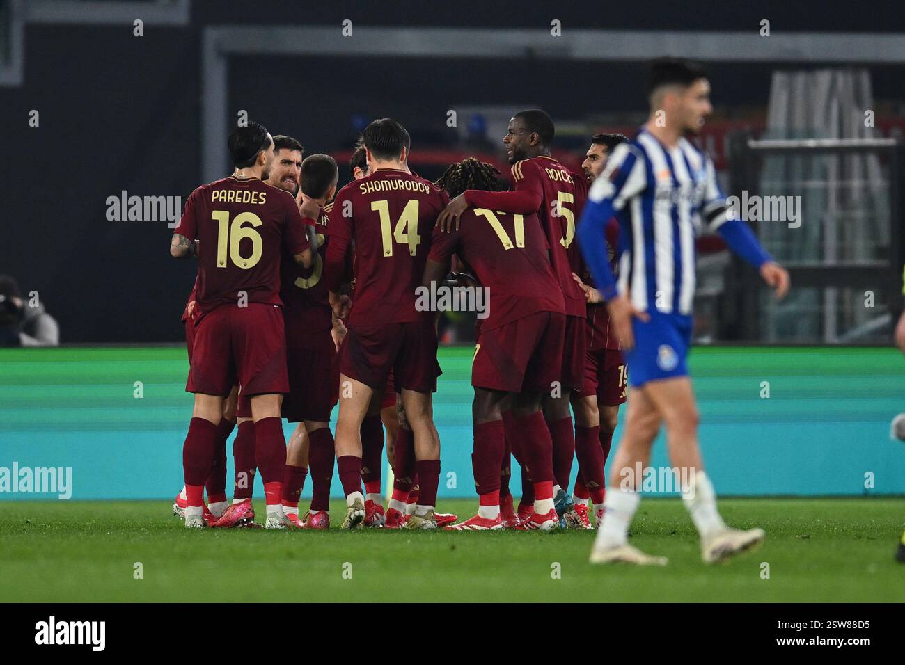 Paulo Dybala of A.S. Roma celebrates after scoring the goal to make it ...