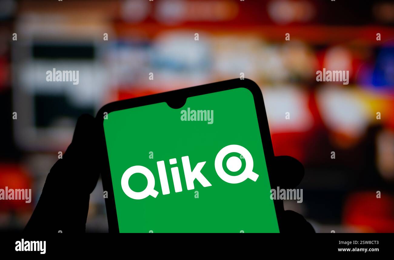 Dhaka, Bangladesh- 24 Oct 2024: Qlik logo is displayed on smartphone Stock Photo - Alamy