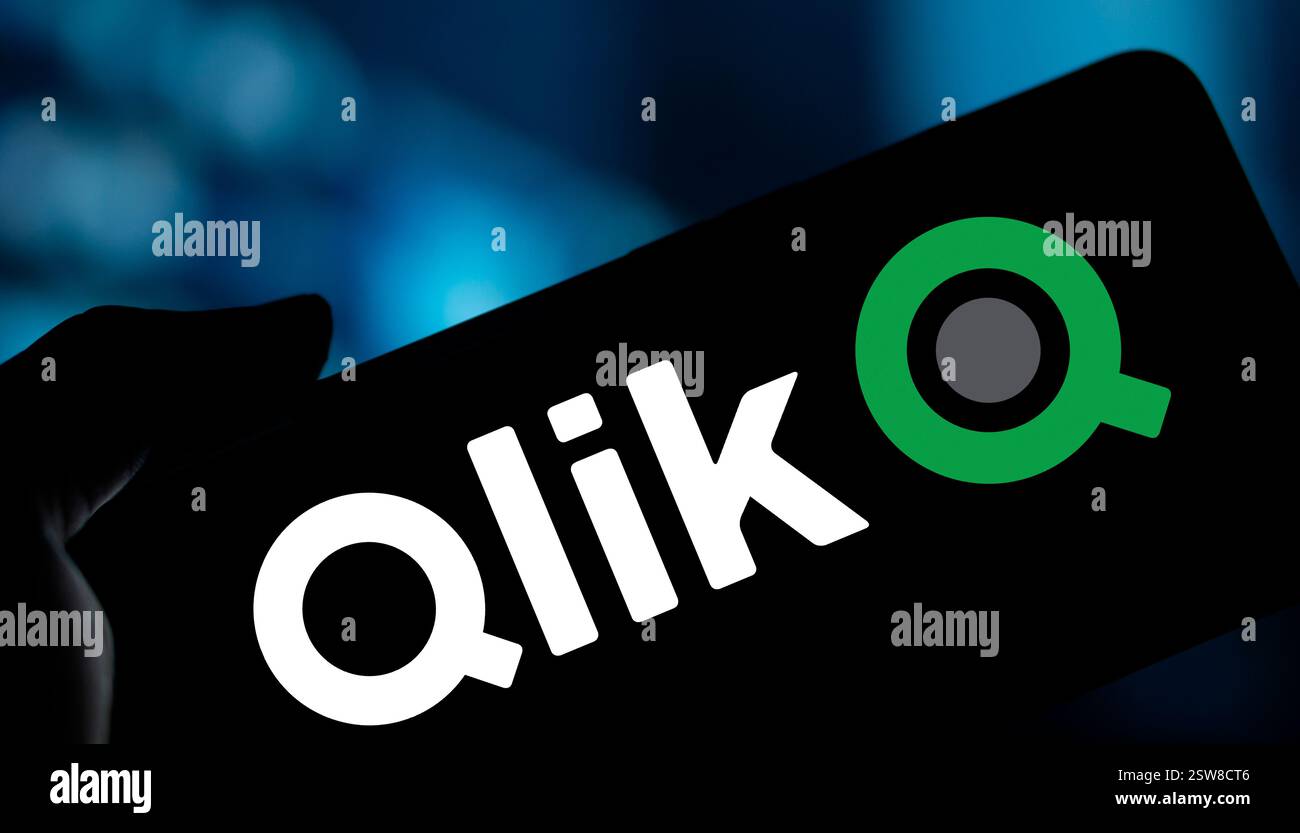 Dhaka, Bangladesh- 24 Oct 2024: Qlik logo is displayed on smartphone Stock Photo - Alamy
