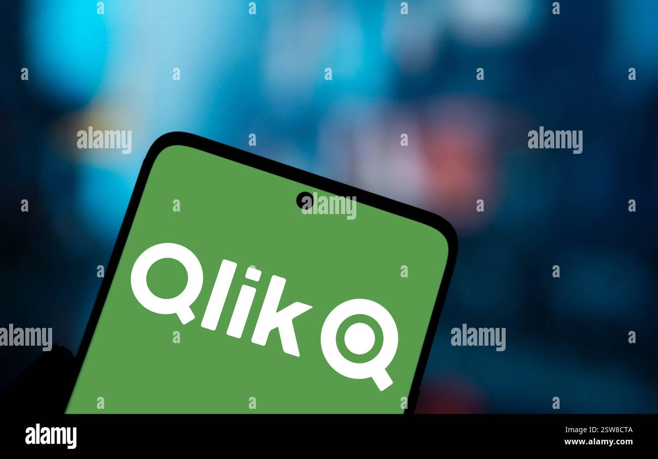 Dhaka, Bangladesh- 24 Oct 2024: Qlik logo is displayed on smartphone Stock Photo - Alamy