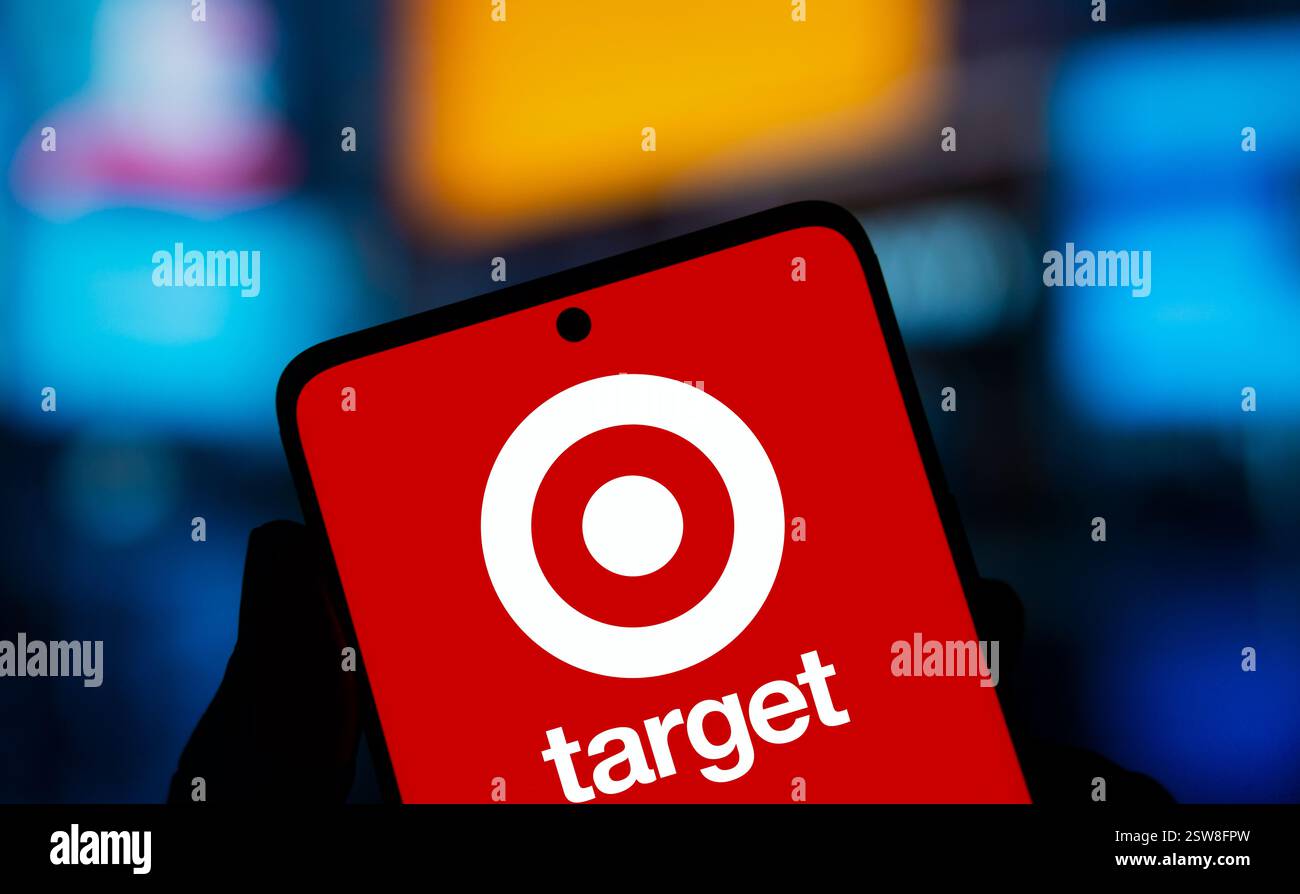 Dhaka, Bangladesh- 25 Oct 2024: Target logo is displayed on smartphone Stock Photo - Alamy