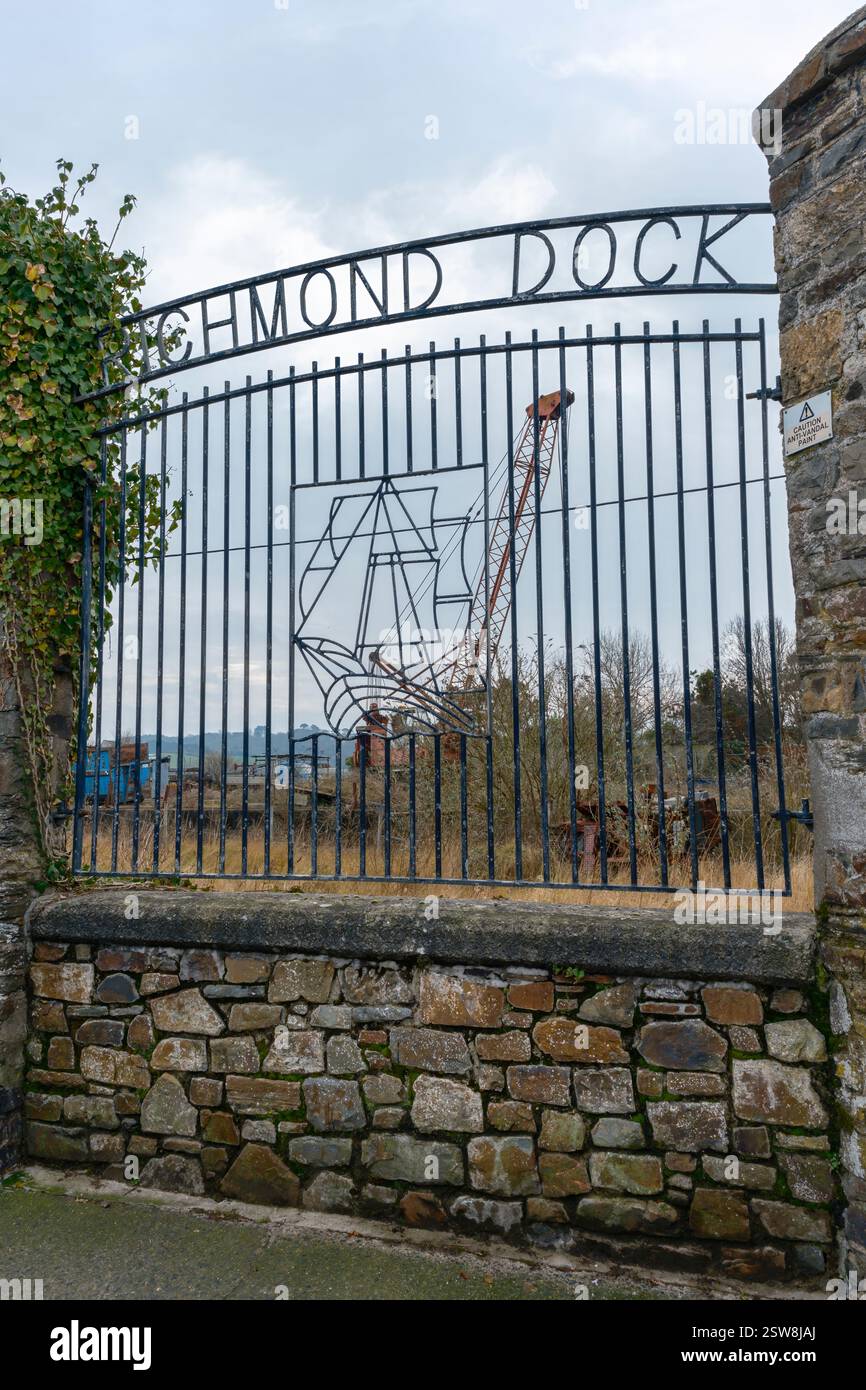 Appledore North Devon - The historic Richmond Dock on the River ...