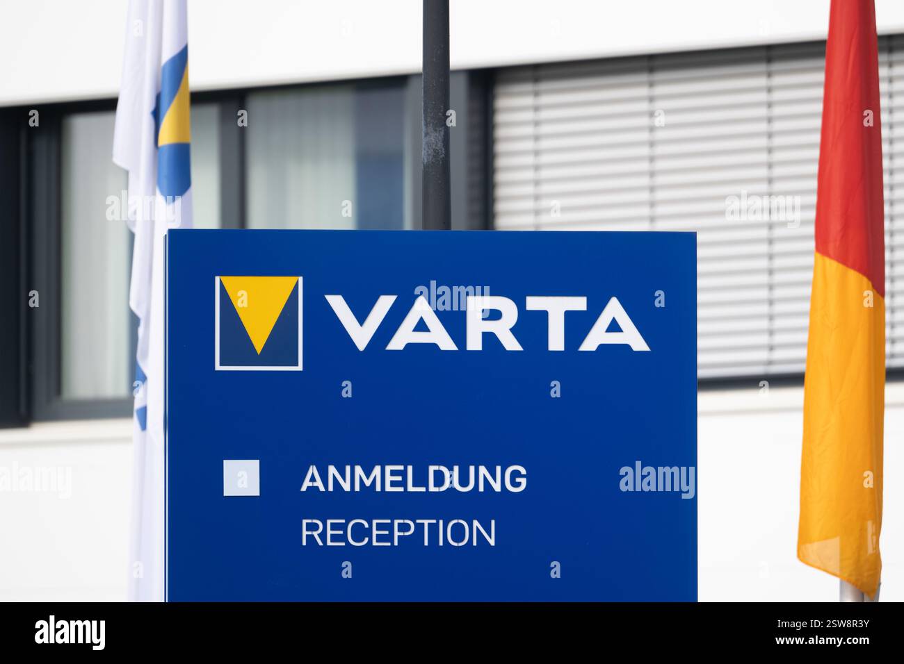 Ellwangen, Germany. 20th Feb, 2025. The Varta logo can be seen on a ...