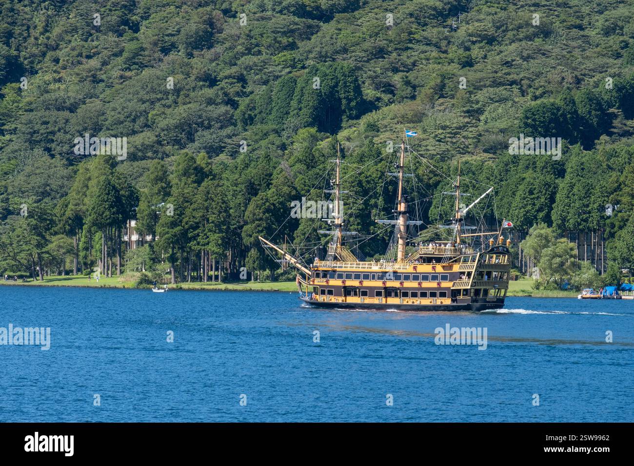 Hakone Sightseeing Cruise pirate ship-shaped boat Stock Photo - Alamy