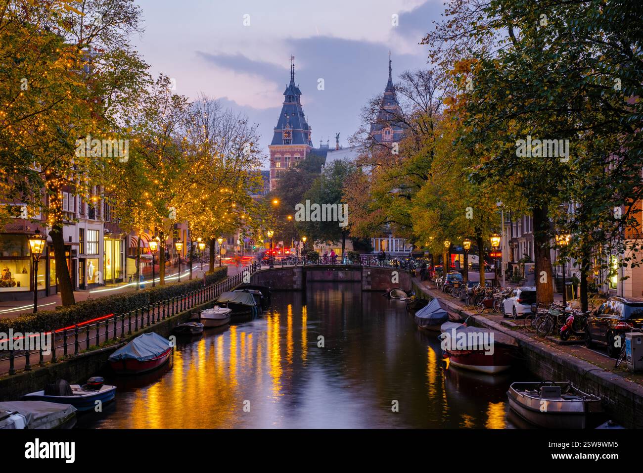 Exploring amsterdams canals hi-res stock photography and images - Alamy