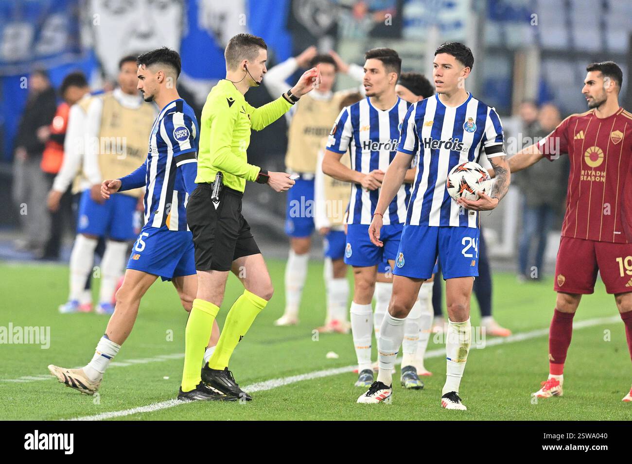 Olimpico Stadium, Rome, Italy - referee Francois Letexier issues a red ...