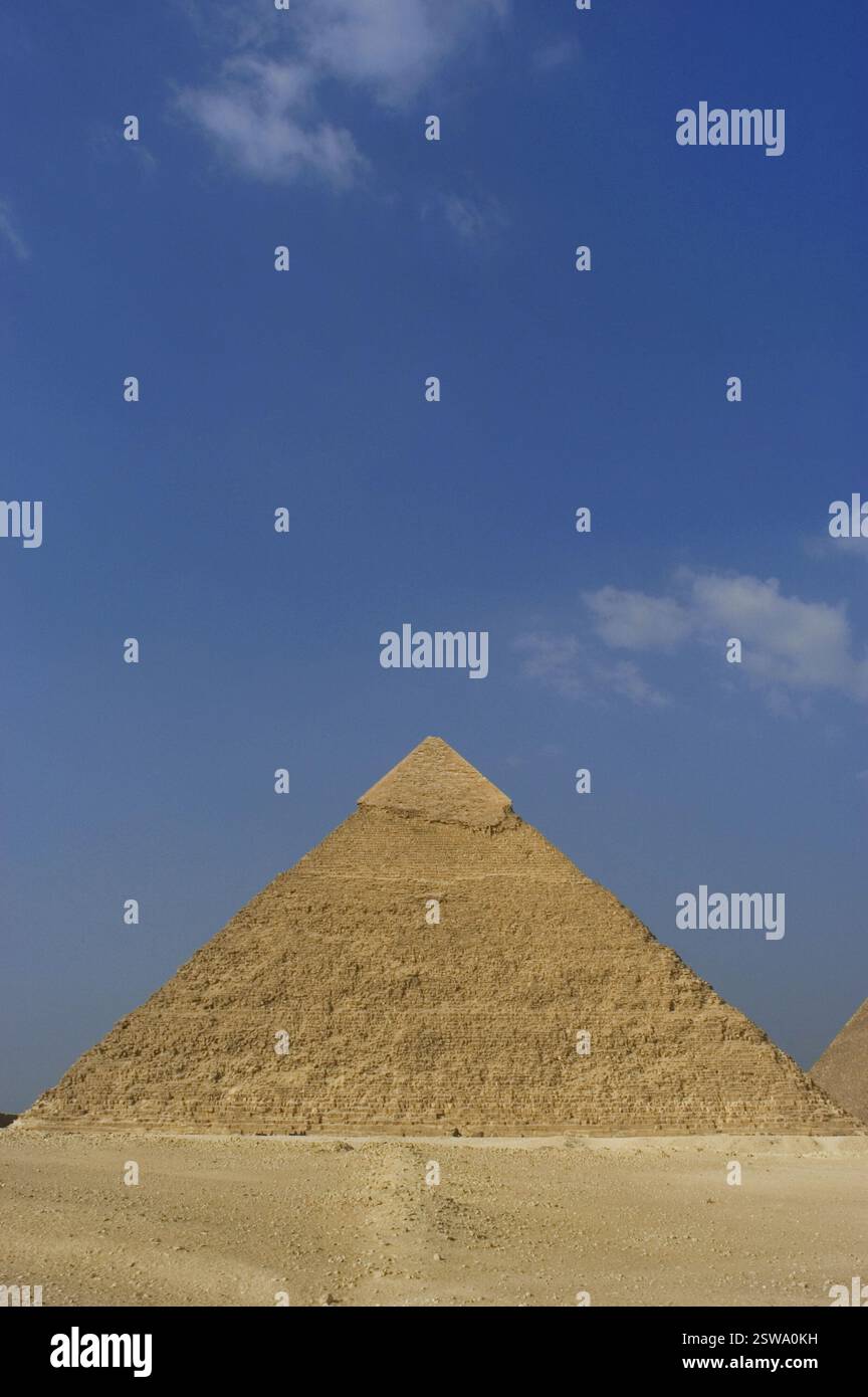 Pyramid of Chephren. Giza necropolis, Egypt Stock Photo - Alamy