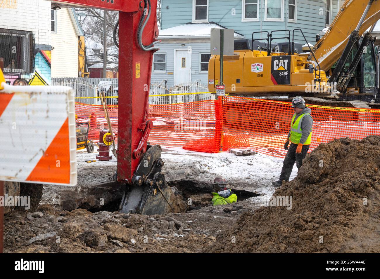 Detroit, Michigan - Workers repair a water main break that flooded ...