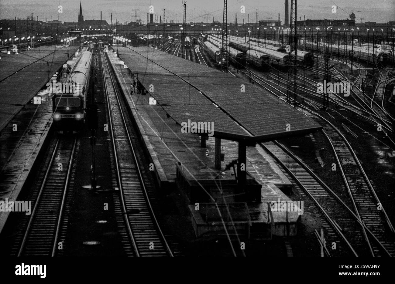 Schienenverkehr nDeutschland, Berlin, 03.02.1992, Bahnhof Lichtenberg ...