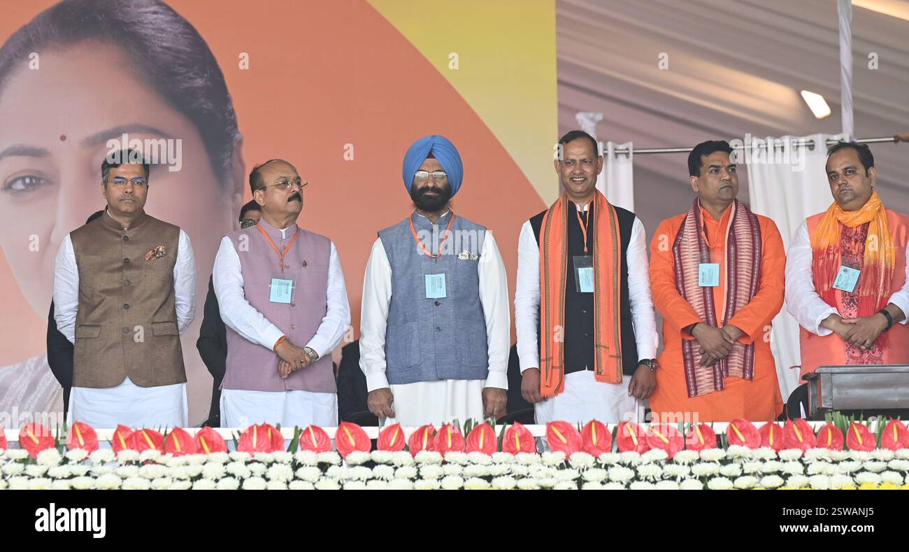 NEW DELHI, INDIA - FEBRUARY 20: Delhi Cabinet Ministers during the oath ...