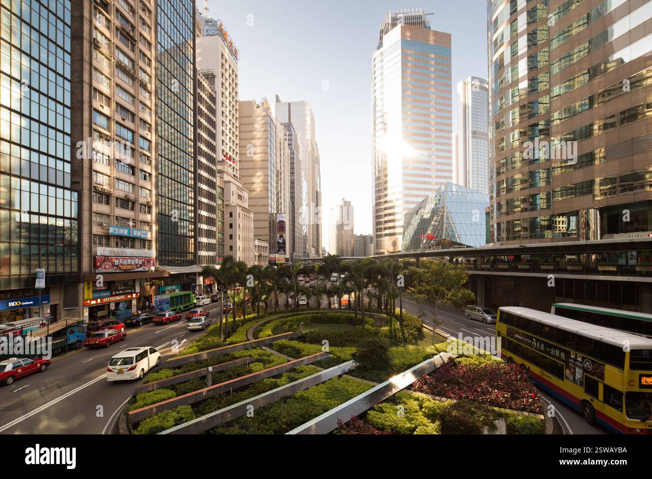 Busy street scene in Connaught Road Central Stock Photo - Alamy