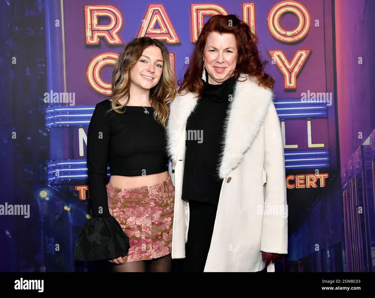Siobhan Fallon Hogan, right, and daughter Sinead Hogan attend the SNL50 ...