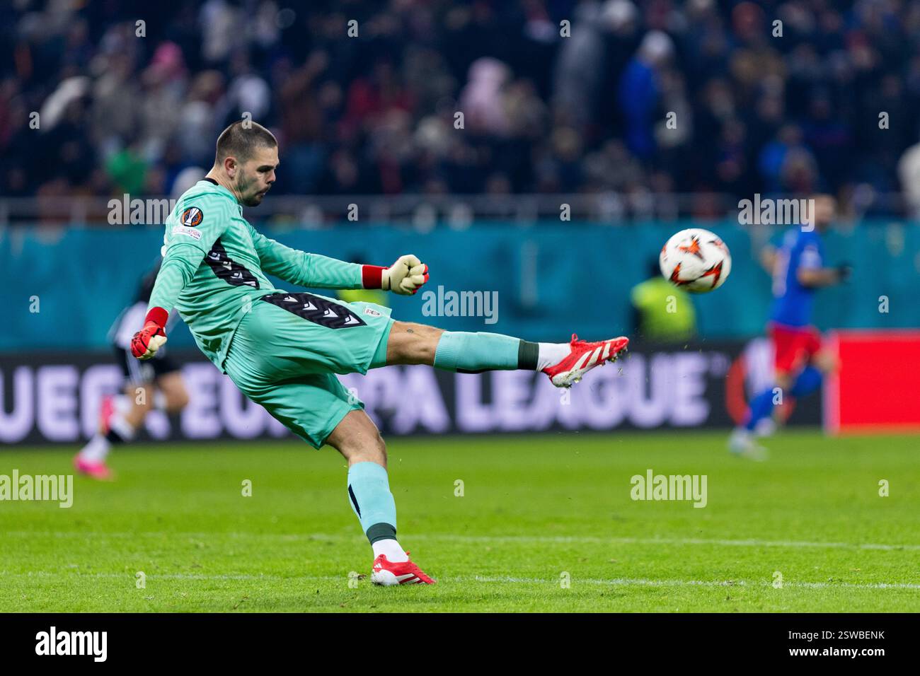 Bucharest, Roumanie. 20th Feb, 2025. Dominik Kotarski of PAOK FC ...