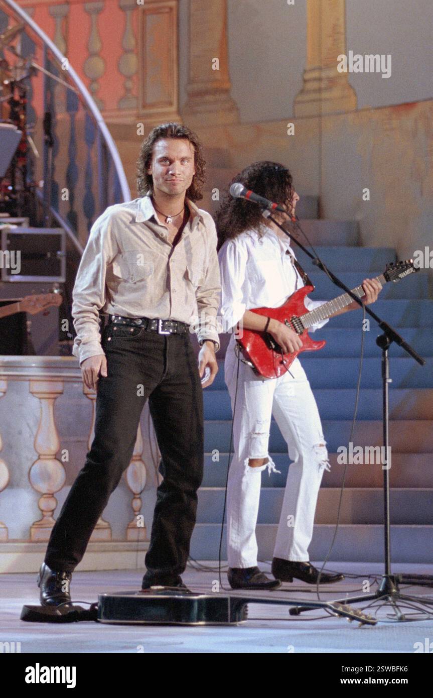 Nek photographs 1994 hi-res stock photography and images - Alamy