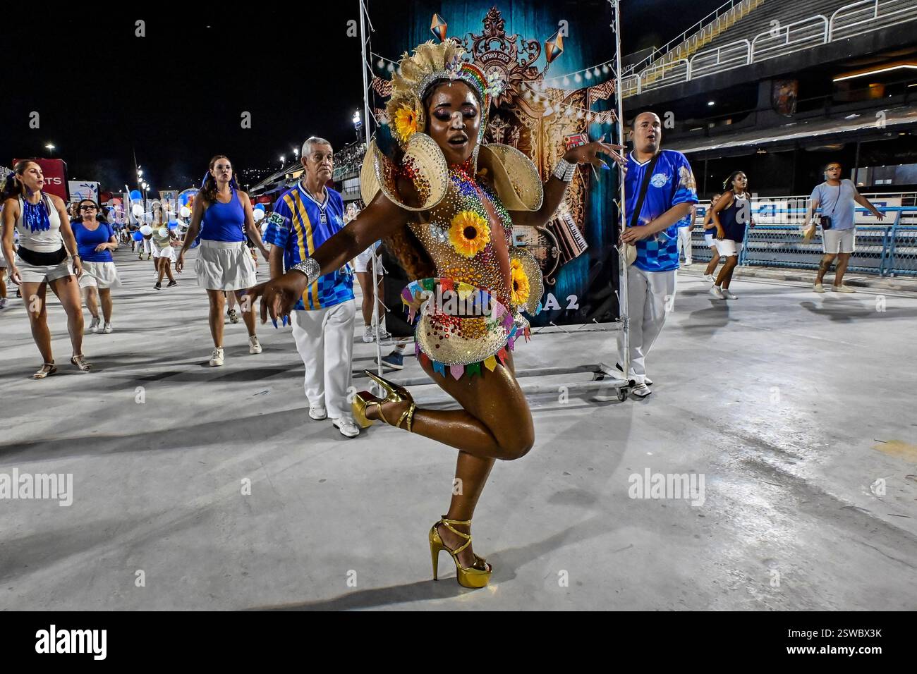 Rio, Brazil, february 16 20245 - muse dancing and showing her legs ...