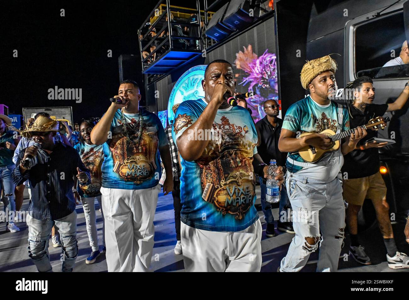 Rio, Brazil, february 16 20245 - group of singers during Academicos de ...