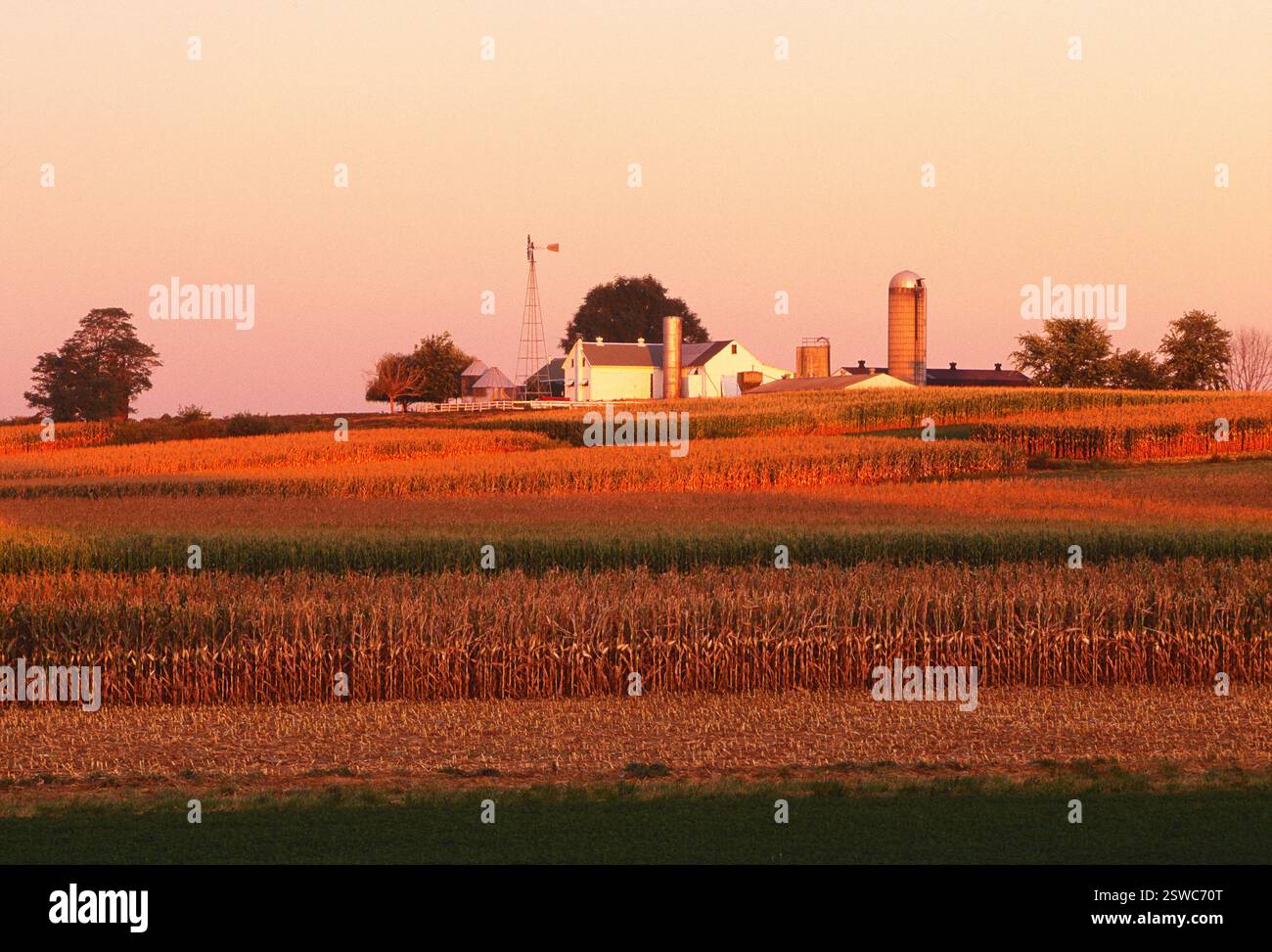 Amish barns & farm & fields; Lancaster County; Pennsylvania; USA Stock ...