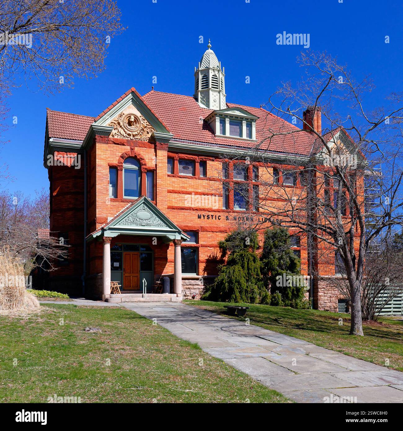 Mystic & Noank Library, 40 Library St, Mystic, Connecticut, exterior of ...