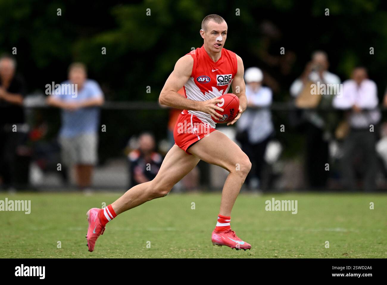 Sydney, Australia. 21st Feb, 2025. Chad Warner of the Swans during the ...