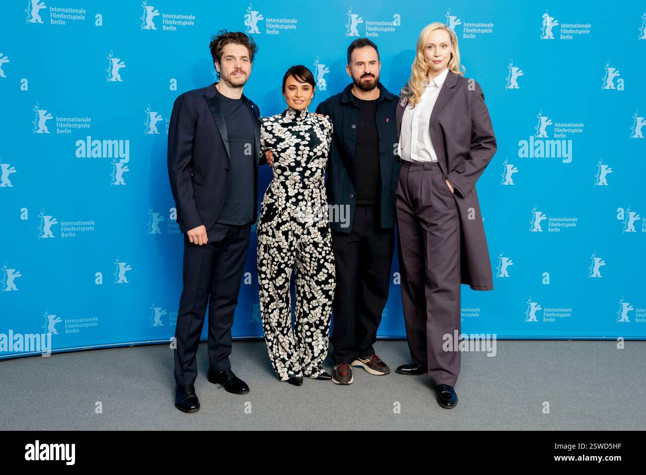 Philip Ettinger, Mia Maestro, Lucio Castro and Gwendoline Christie pose ...