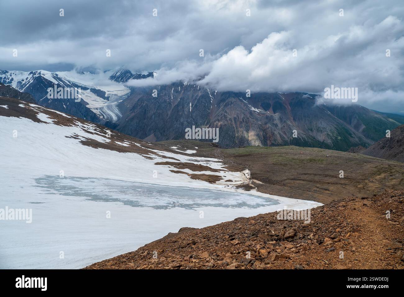 Majestic mountains, harsh alpine nature background. Minimalist nature ...