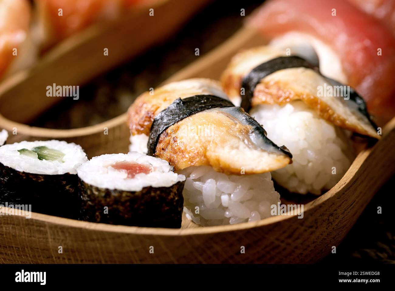 Fish and sushi rice hi-res stock photography and images - Alamy